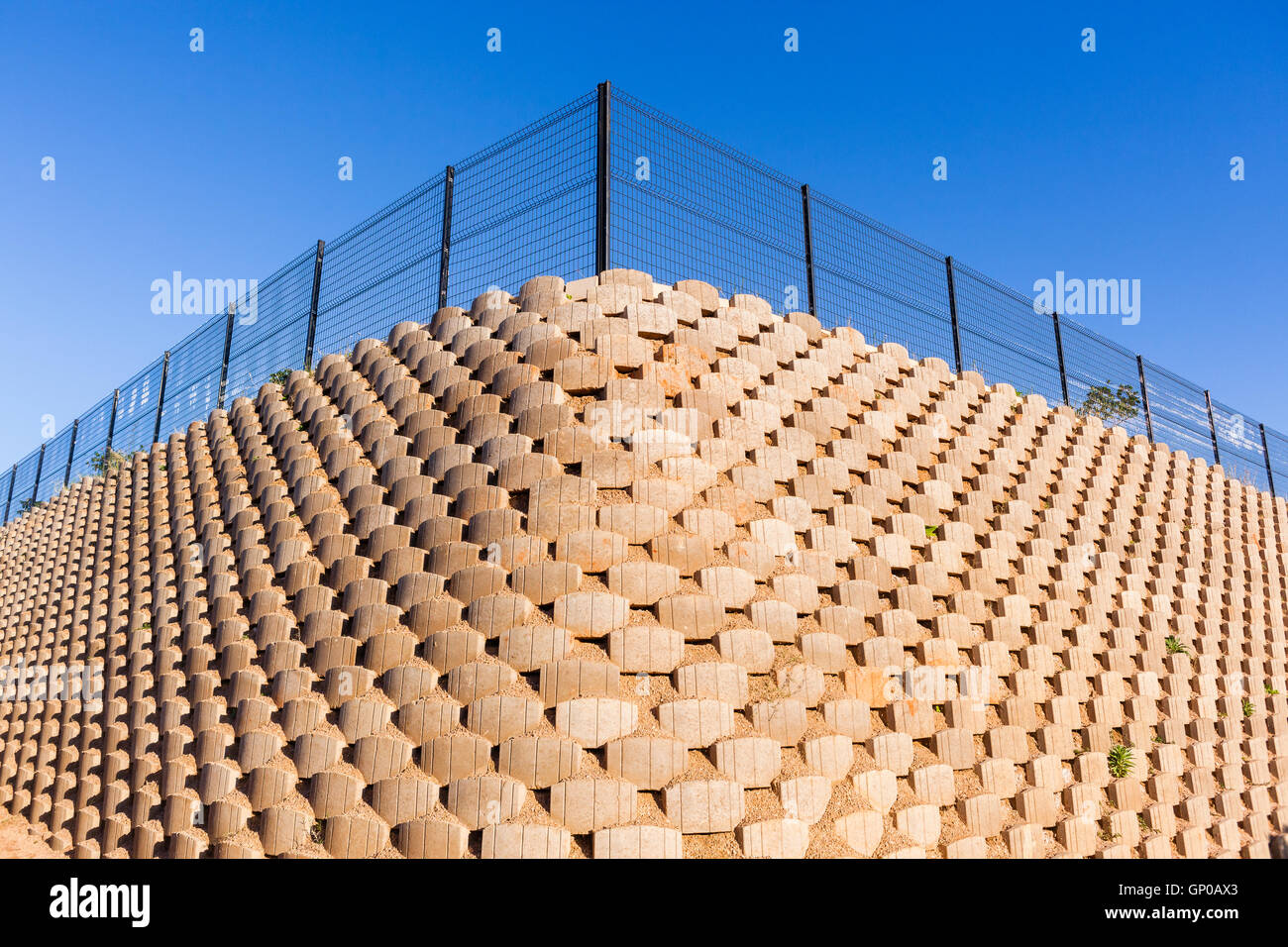 Inter locking bricks hi-res stock photography and images - Alamy