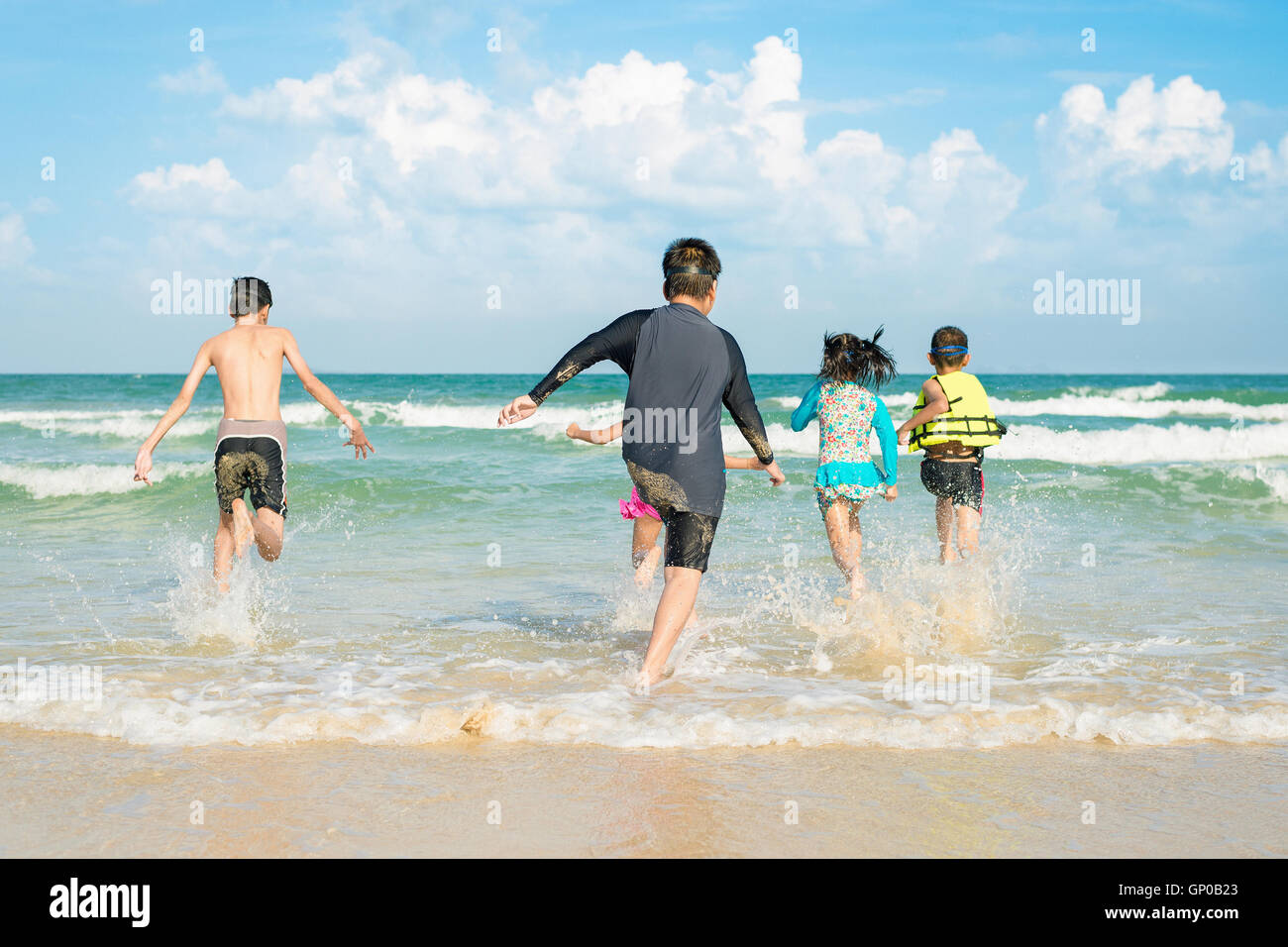 Beautiful to see kids active hi-res stock photography and images - Alamy