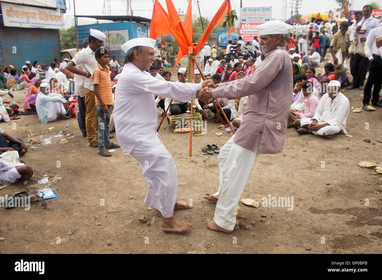 Pilgrims performing fugadi dance, pandharpur Yatra, Maharashtra, india ...