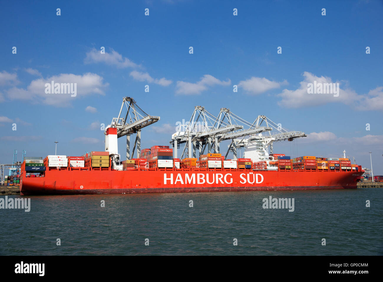 Container ship Cap San Lorenzo from Hamburg Sud moored at a container ...
