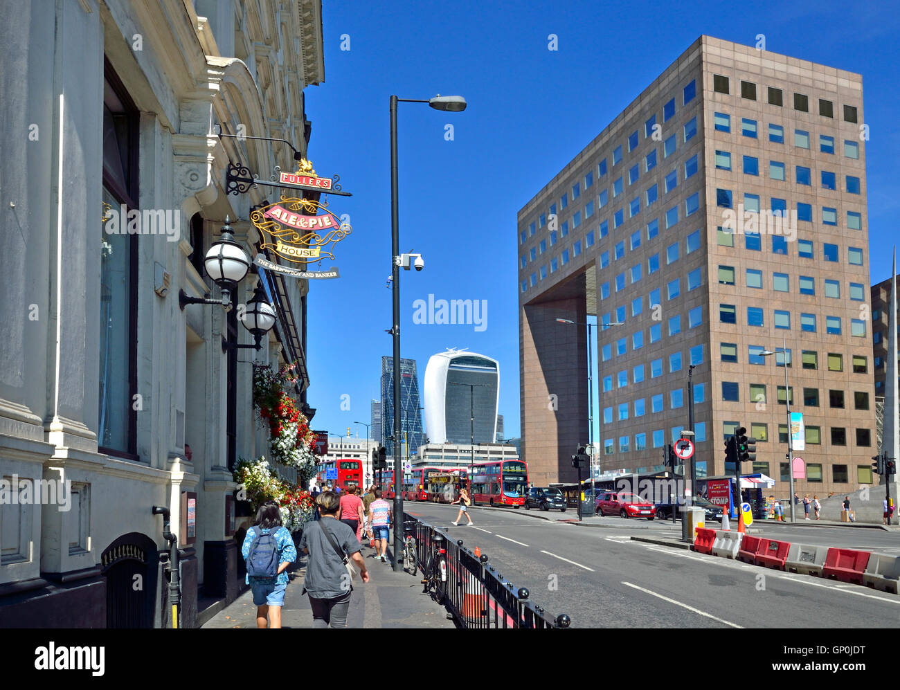 London, England, UK. No1 London Bridge office building (right). 20 ...