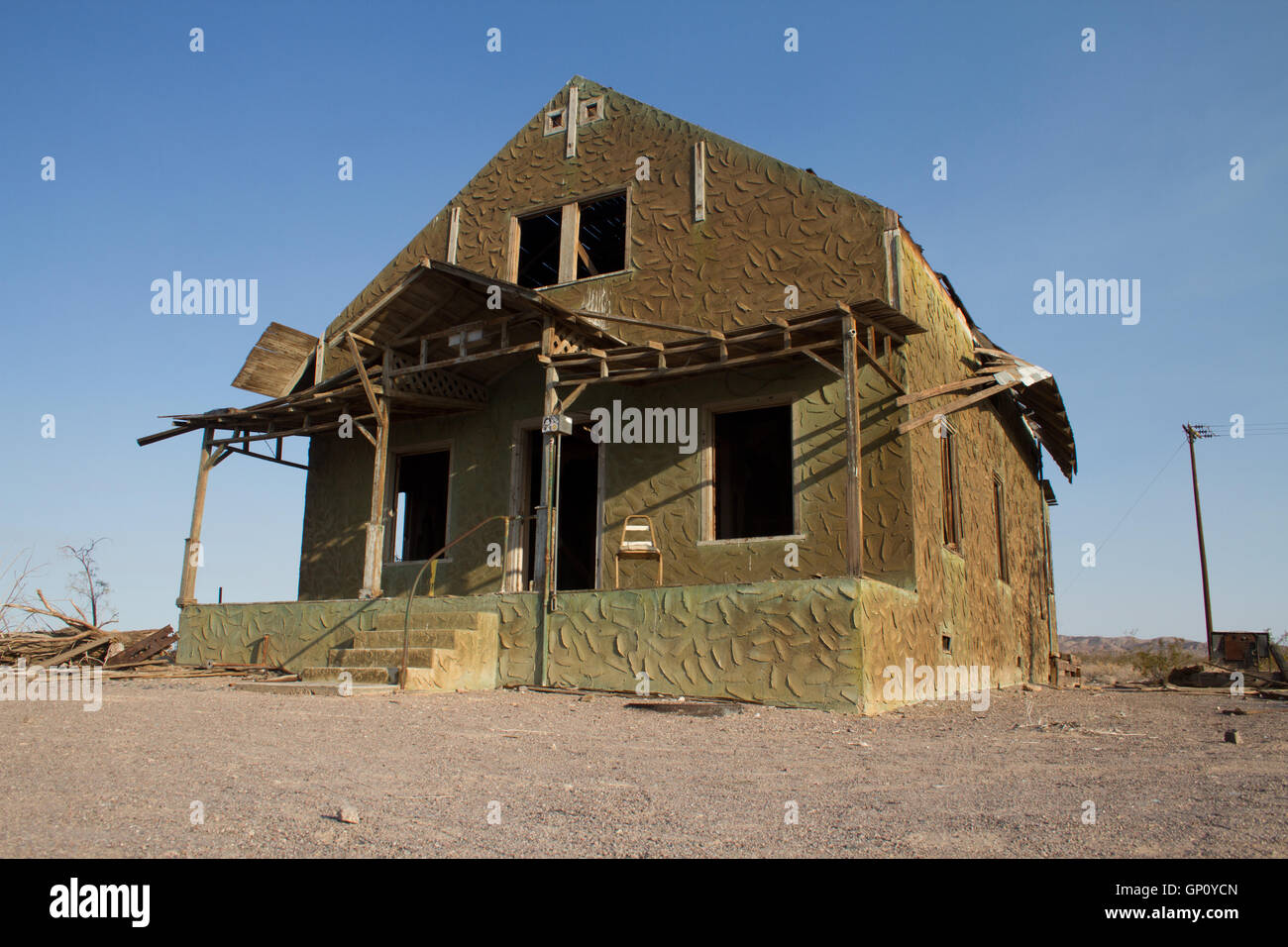 Route 66 abandoned building hi-res stock photography and images - Alamy