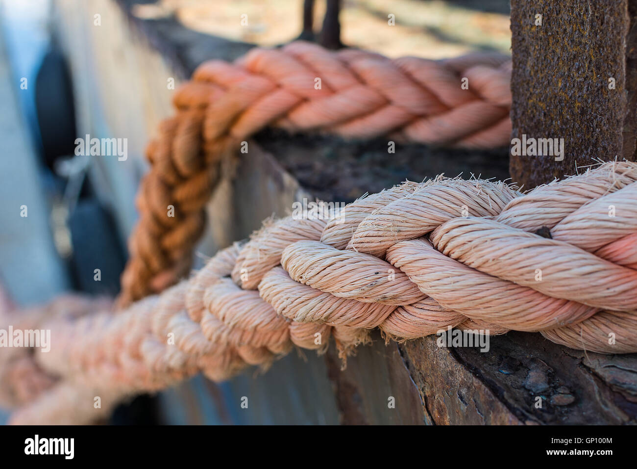 Nautical knots hi-res stock photography and images - Alamy