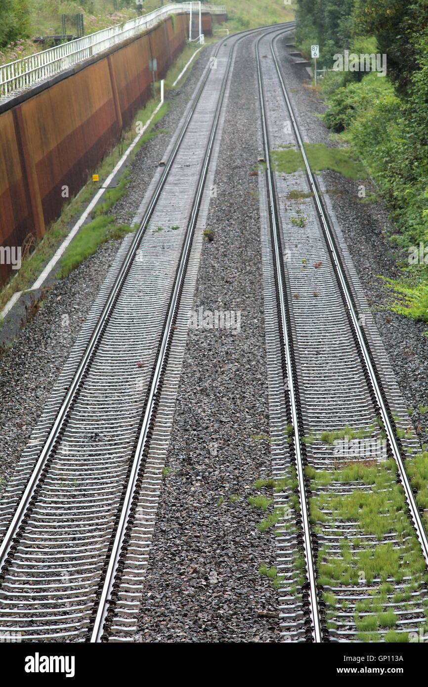 Parallel running hi-res stock photography and images - Alamy