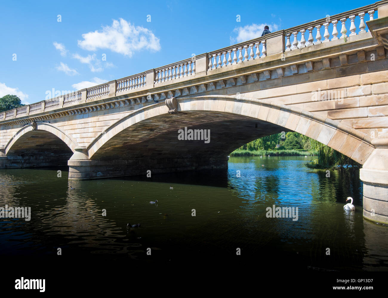 Bridge over the Serpentine, Hyde Park, London Stock Photo - Alamy