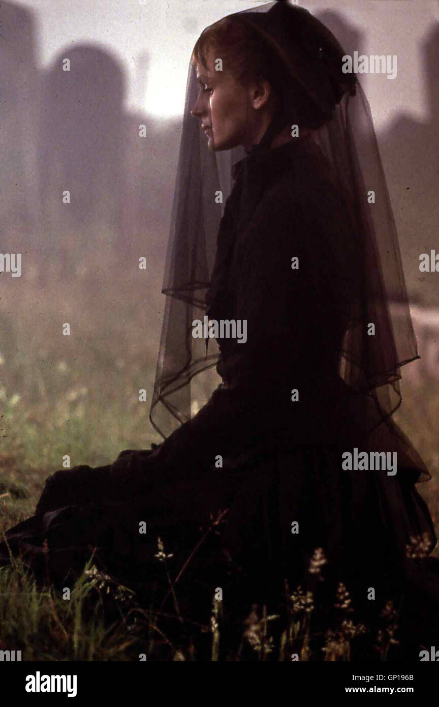 Mary Reilly (Julia Roberts) *** Local Caption *** 1995, Mary Reilly ...