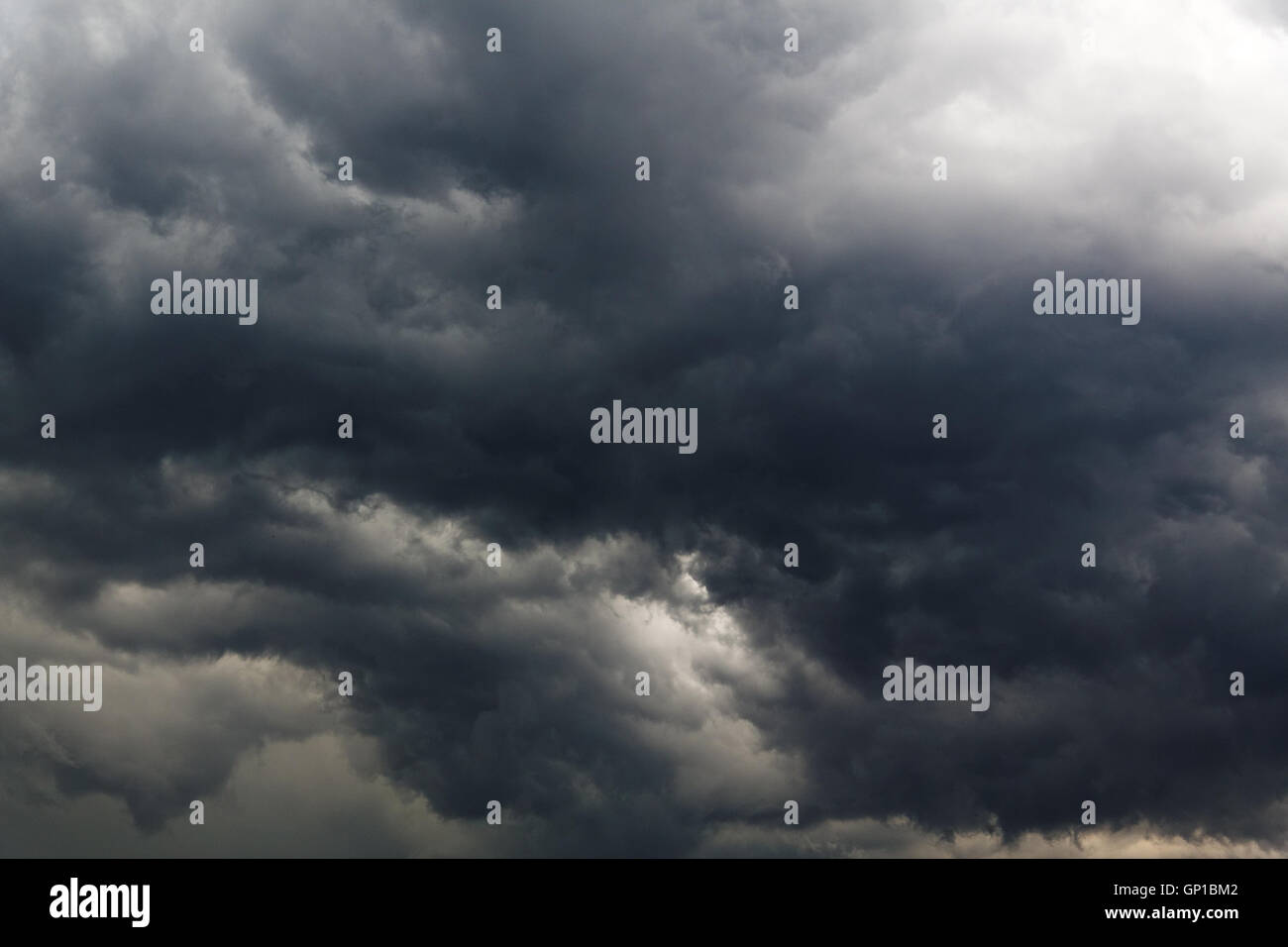 Dark sky texture hi-res stock photography and images - Alamy
