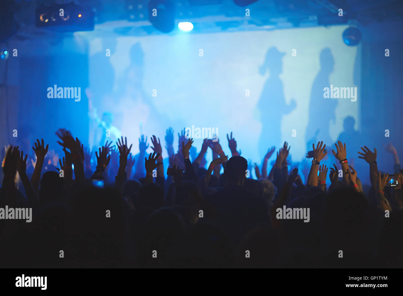 Hands in air rave hi-res stock photography and images - Alamy