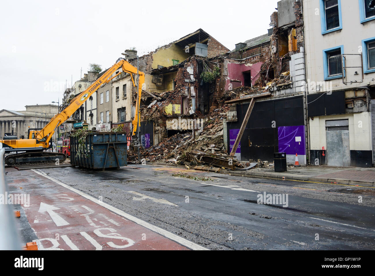 House Demolition Liverpool High Resolution Stock Photography and Images ...