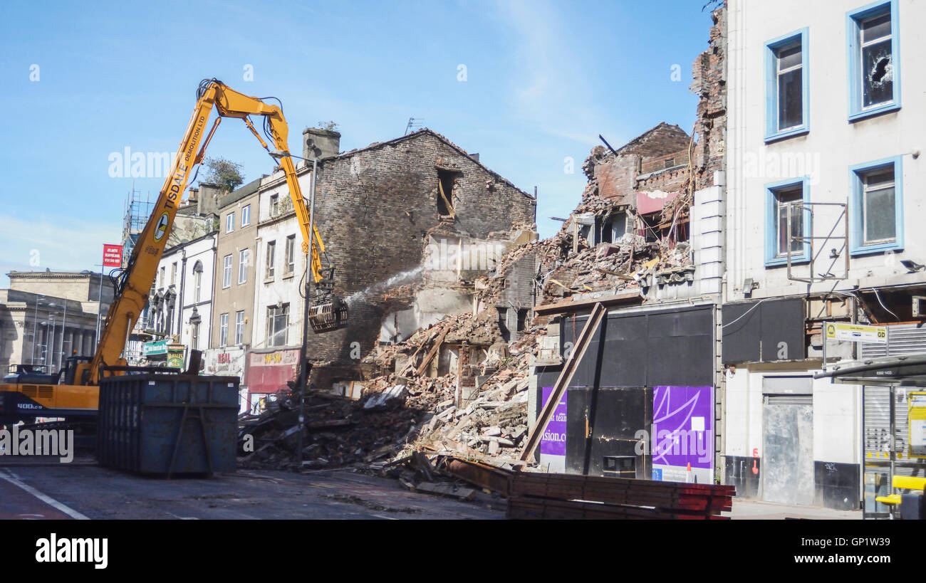 House Demolition Liverpool High Resolution Stock Photography and Images ...