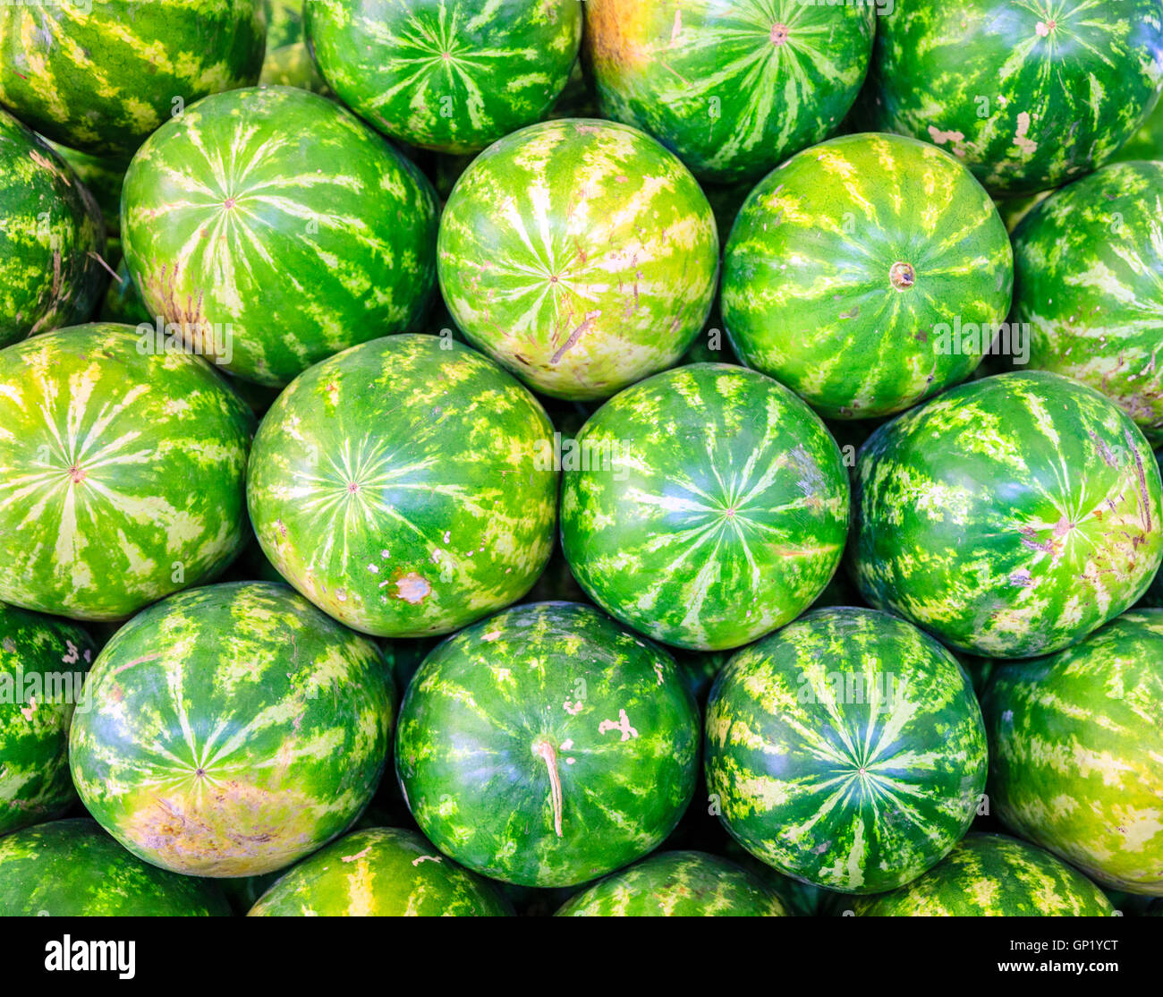 Pile watermelons market hi-res stock photography and images - Alamy