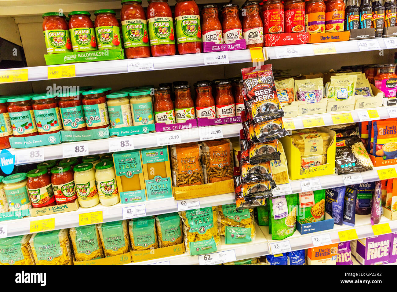 Pasta sauces supermarket hi-res stock photography and images - Alamy