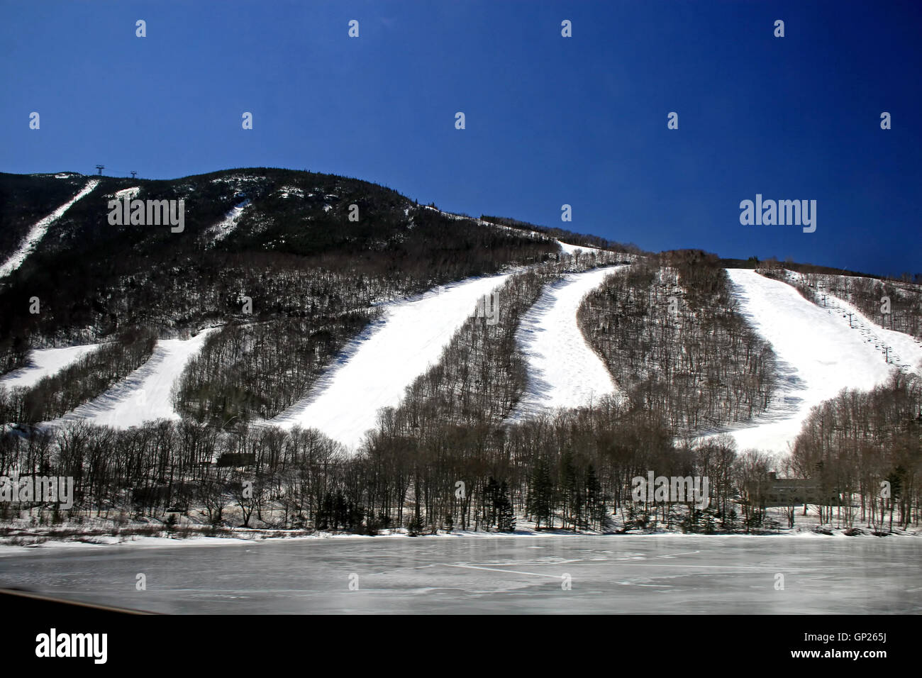 Slopes winter hi-res stock photography and images - Alamy