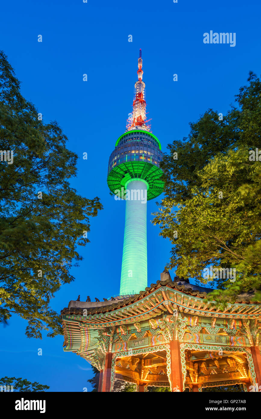 Namsan Tower Khuntoria
