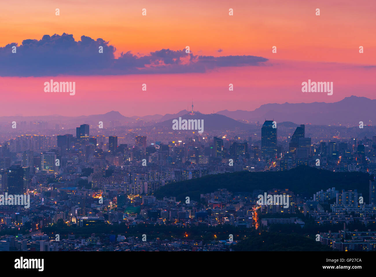 Sunset of Seoul City Skyline, The best view of South Korea Stock Photo ...