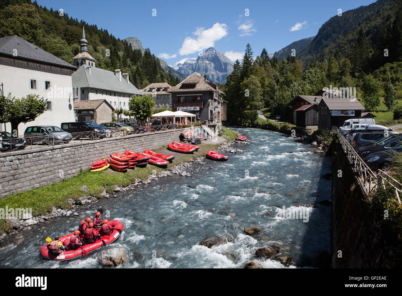 Rough river rafting hi-res stock photography and images - Alamy