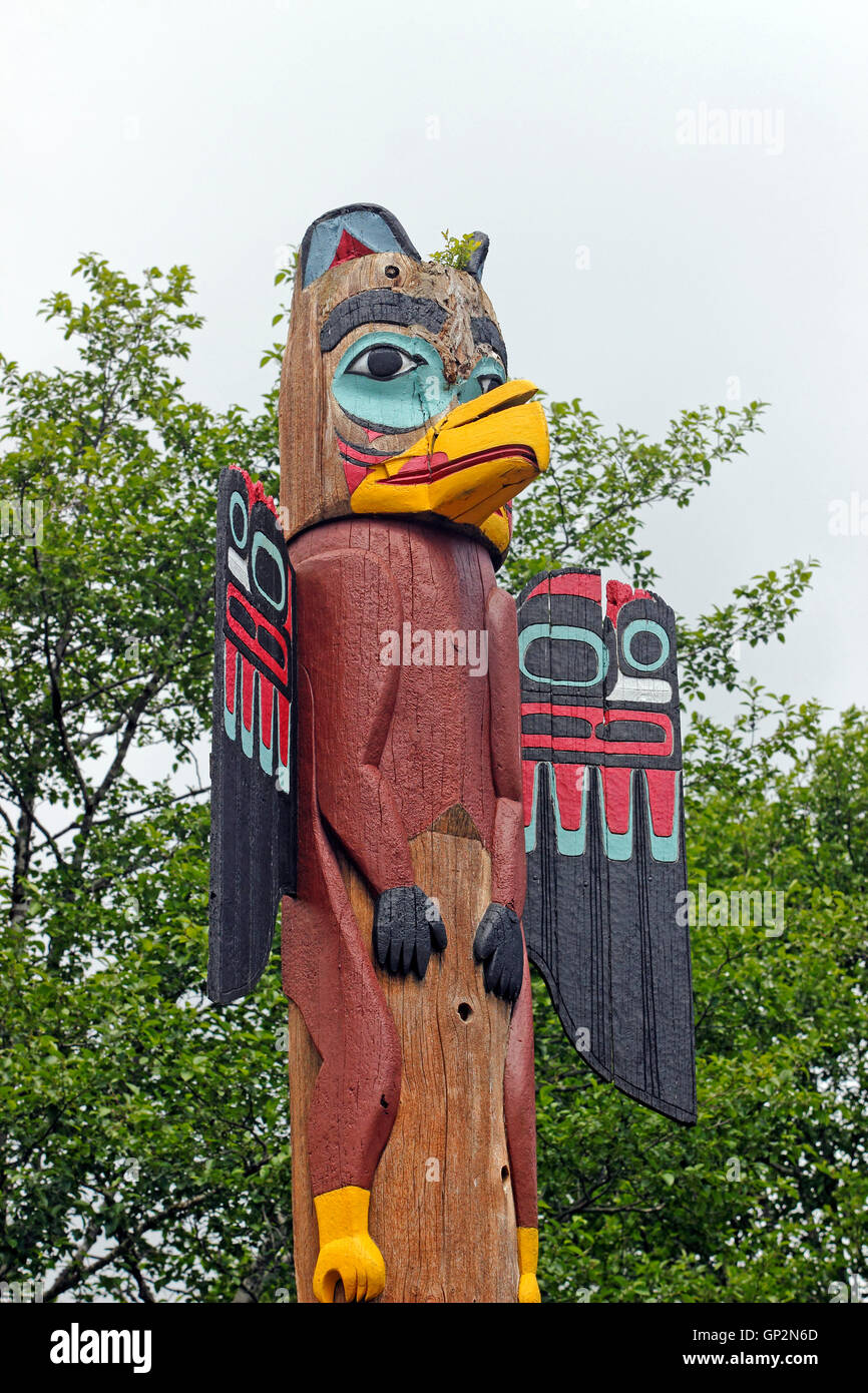 Carved cedar Tlingit totem pole detail Saxman Totem Park Ketchikan ...