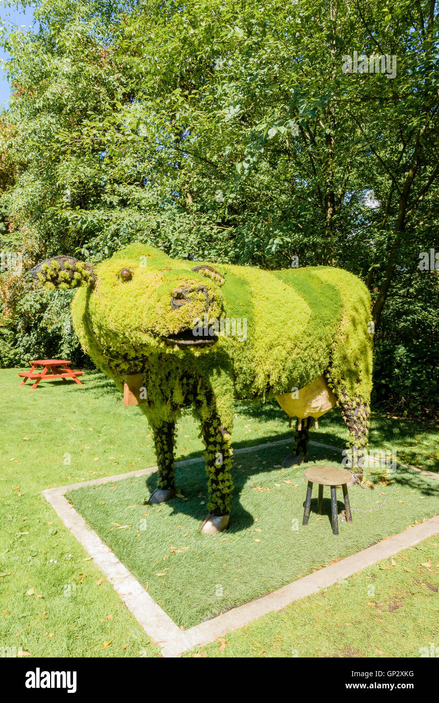 Burnaby village museum cow green heritage topiary hi-res stock ...