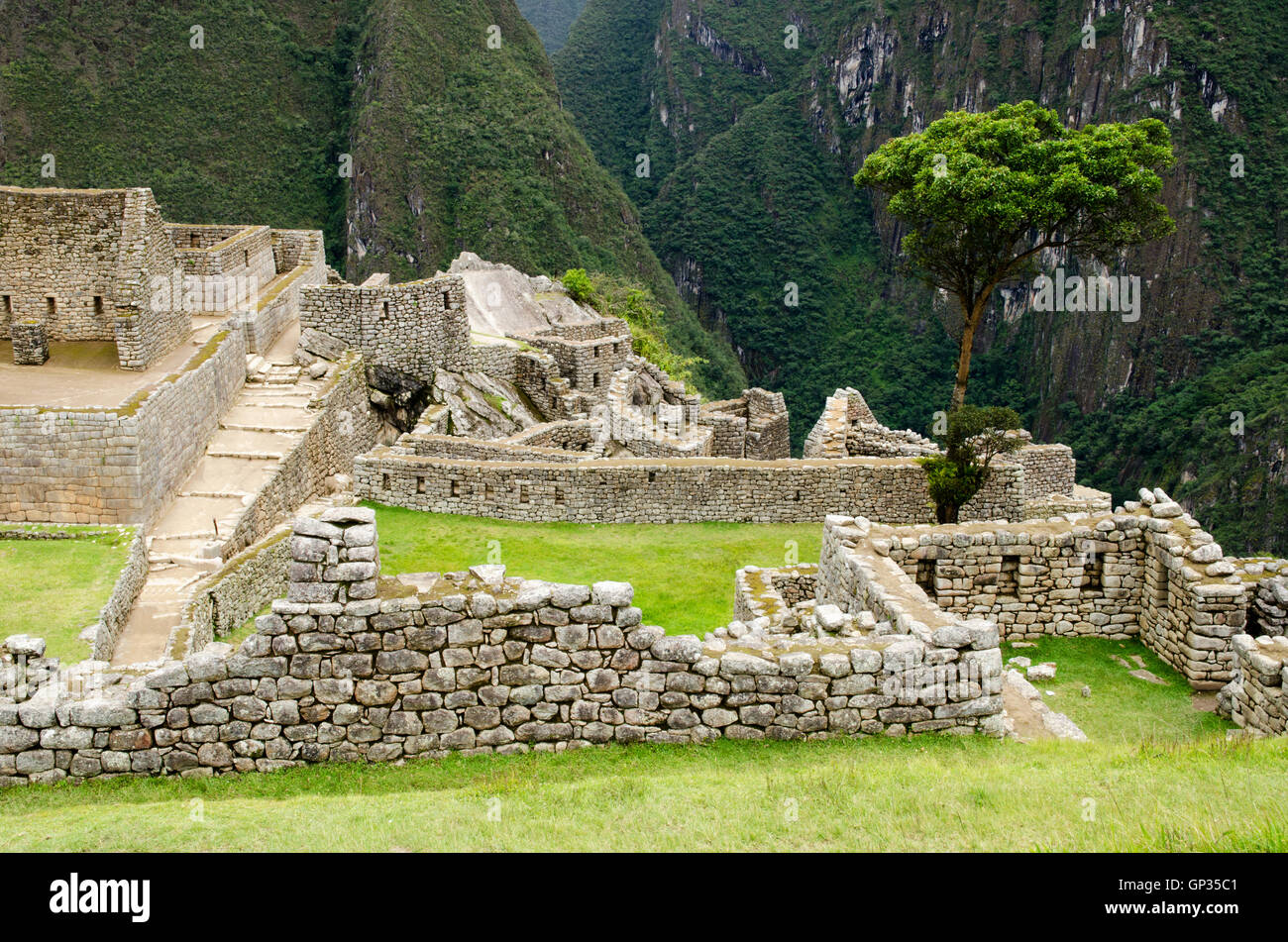 The Inca ruins at Machu Picchu, Peru Stock Photo - Alamy