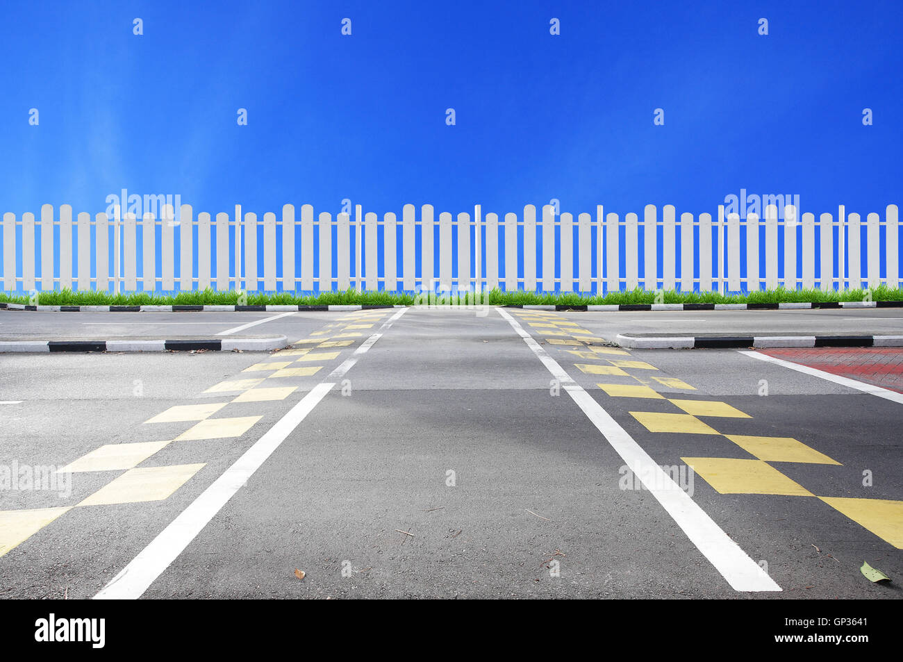 Crosswalk pedestrian hi-res stock photography and images - Alamy
