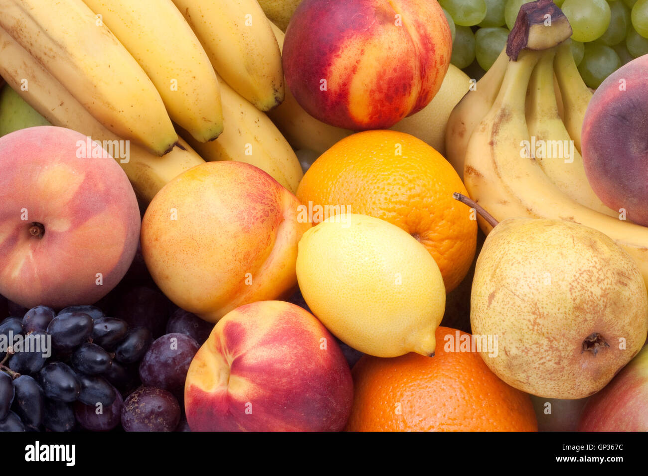 Lemon apple orange banana pear hi-res stock photography and images - Alamy