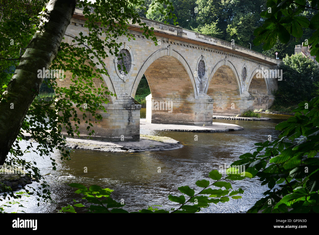Coldstream Bridge on the River Tweed crossing the English Scottish ...