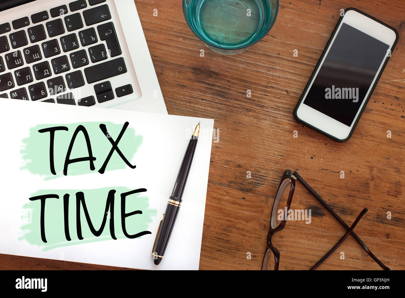 Accounting taxes hi-res stock photography and images - Alamy