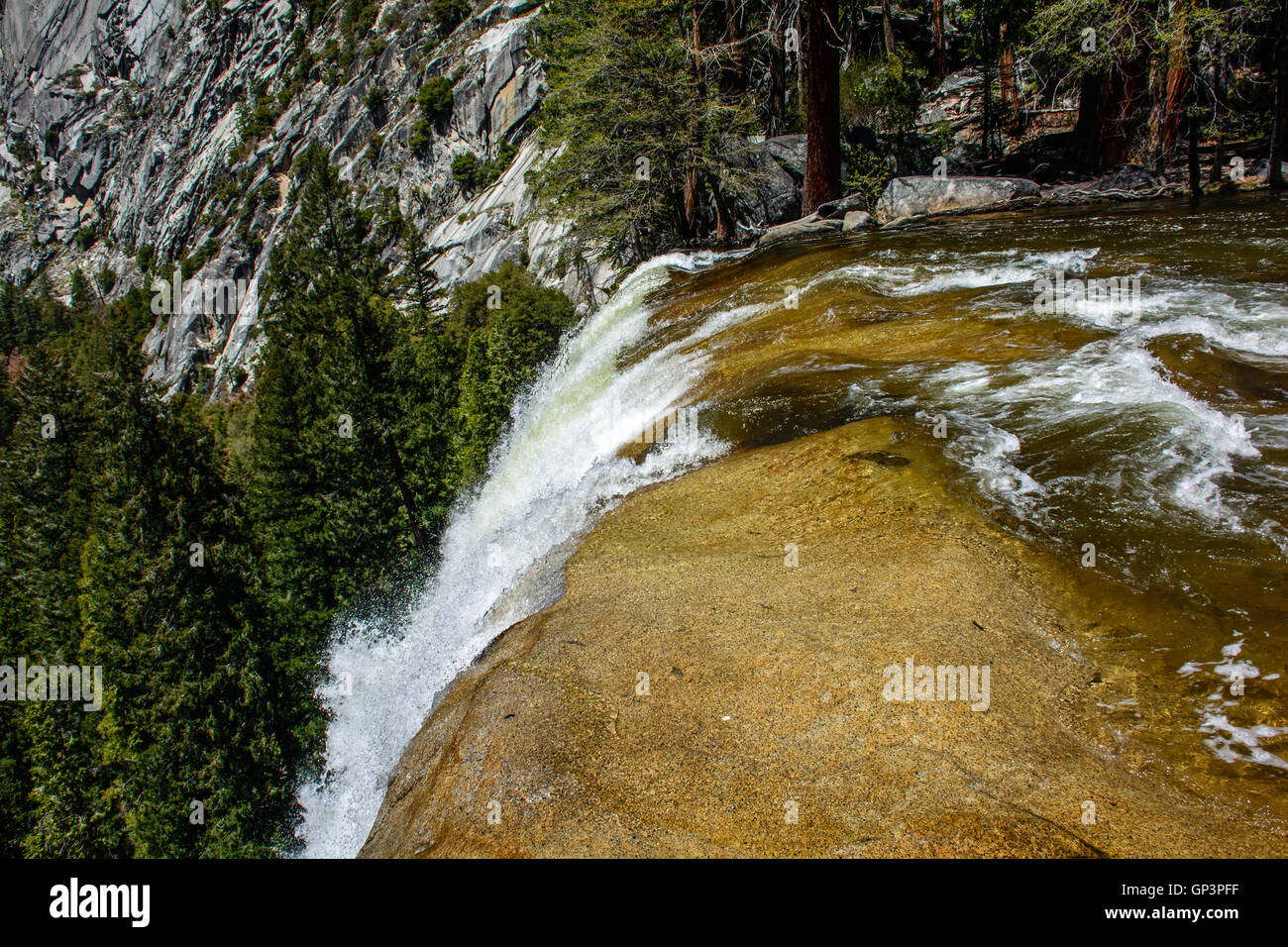 I am glad to take amazing shots at the amazing Yosemite National Park ...