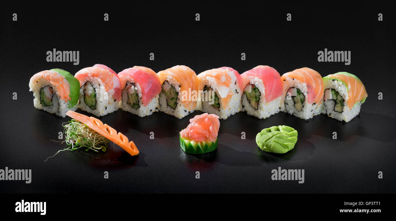 Fresh uramaki sushi roll hi-res stock photography and images - Alamy