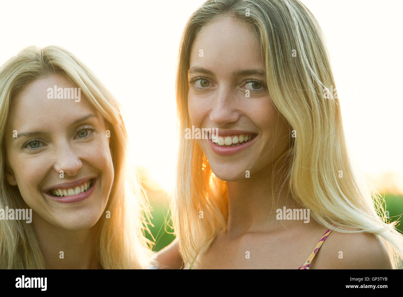 Close friends, portrait Stock Photo - Alamy