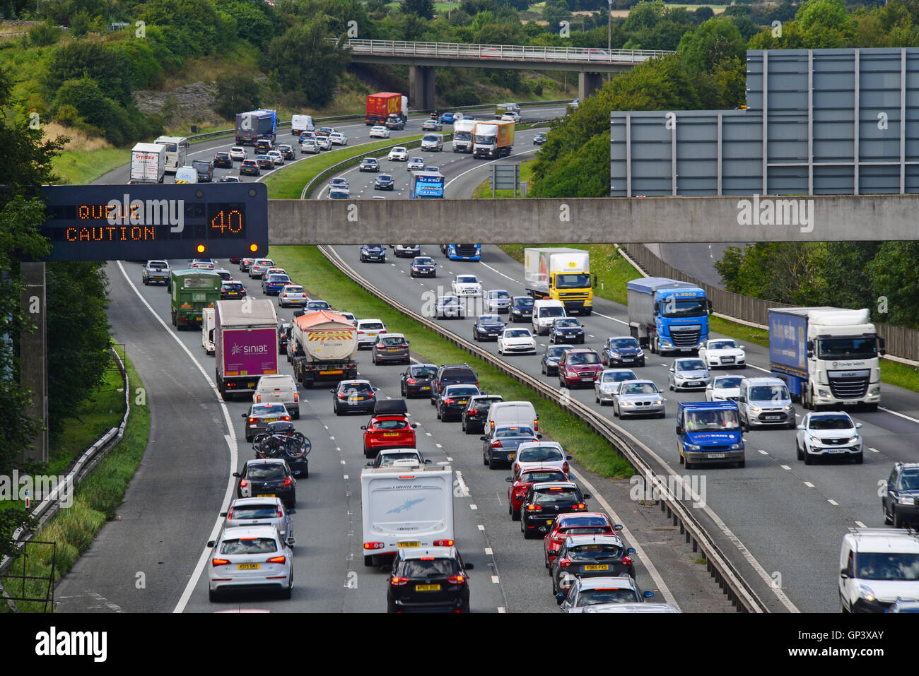 Traffic jam motorway hi-res stock photography and images - Alamy