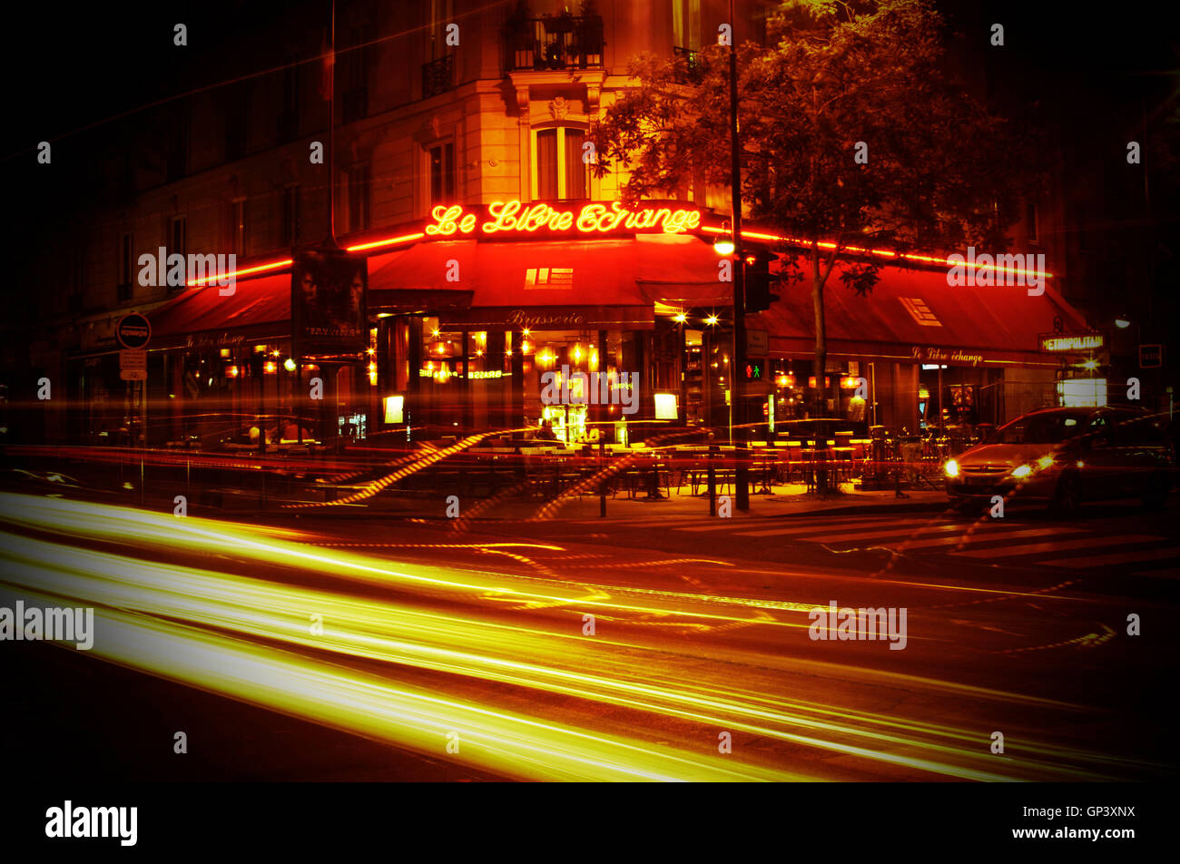 Cafe le libre echange hi-res stock photography and images - Alamy