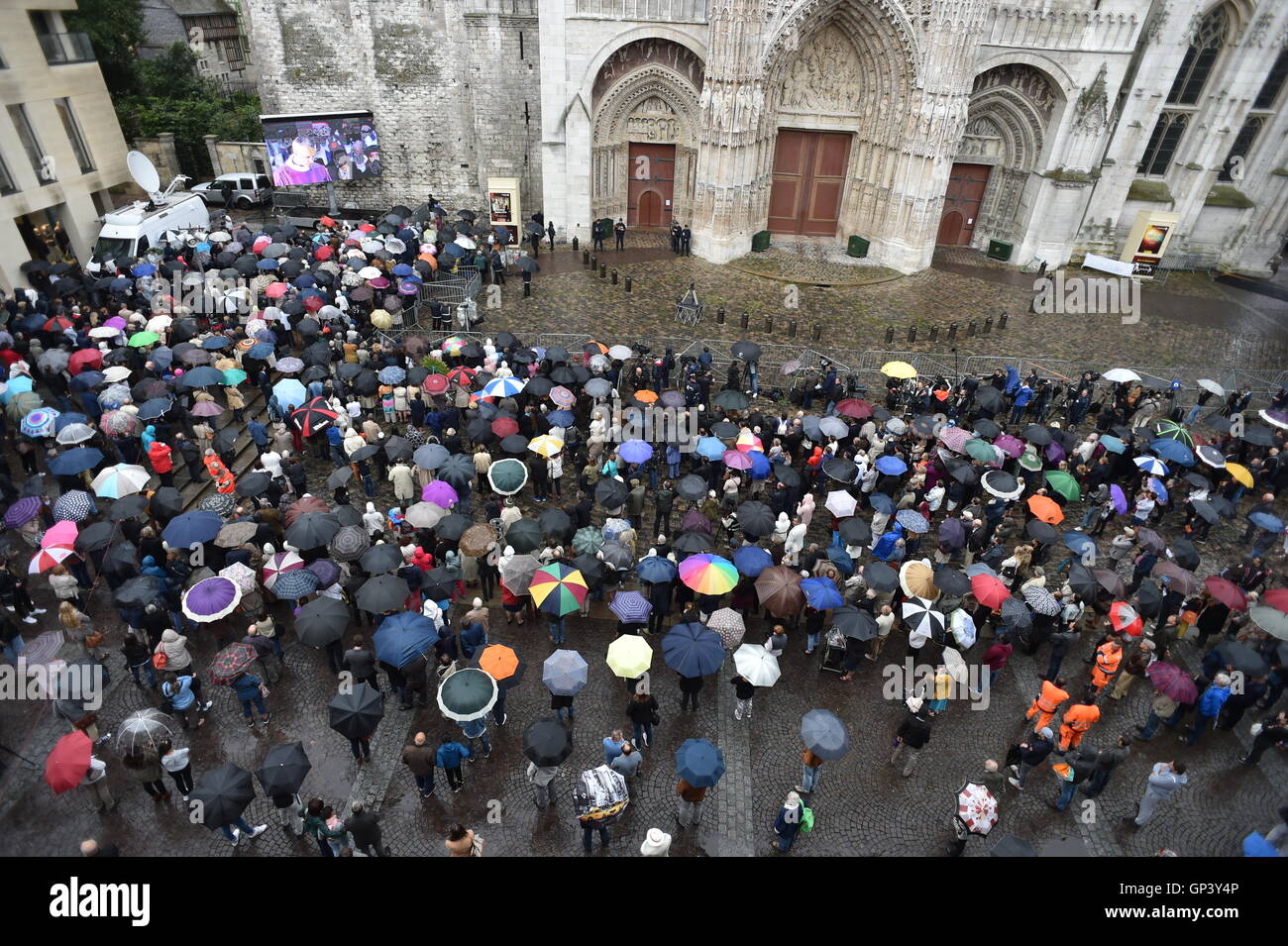 Funeral for 85-year-old Fr Jacques Hamel held at 11th-century Gothic ...