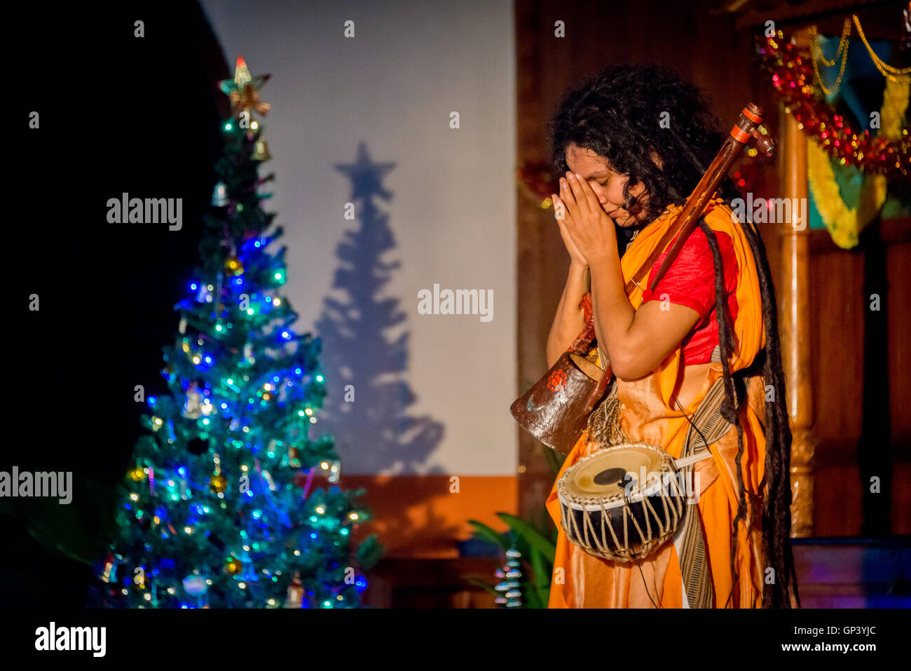 Parvathy Baul, Bengali folk singer, India performing at Sivananda ...