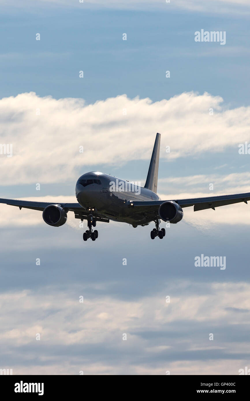 Japan Air Self Defense Force Boeing KC-767J tanker-transport aircraft ...