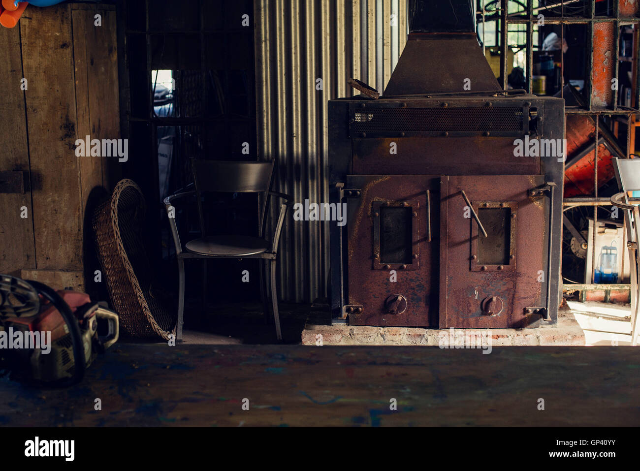 Old wood burning stoves hi-res stock photography and images - Alamy