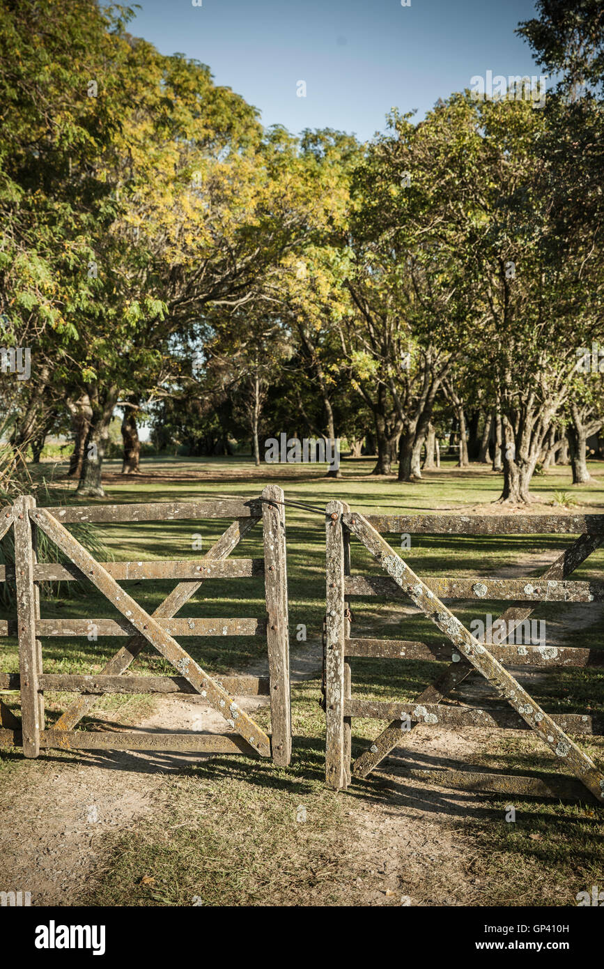 Closed rustic wooden gates hi-res stock photography and images - Alamy