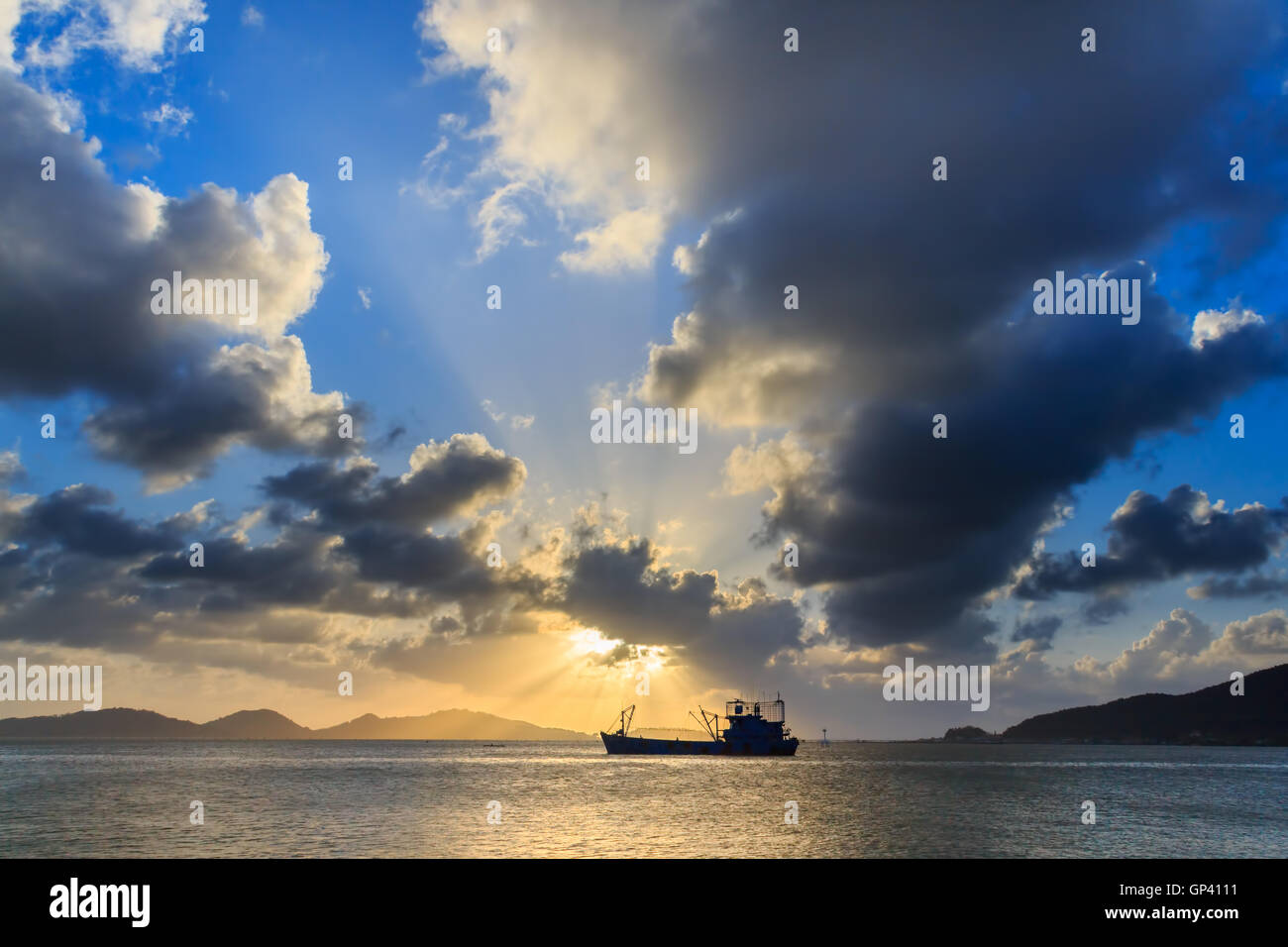 Clouds, sky, colorful, layered, convective, stratus, cumulus, cirrus ...