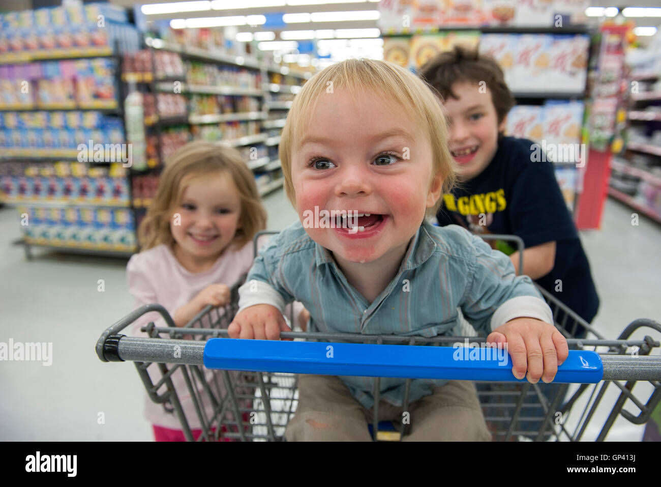 Children carriages hi-res stock photography and images - Alamy