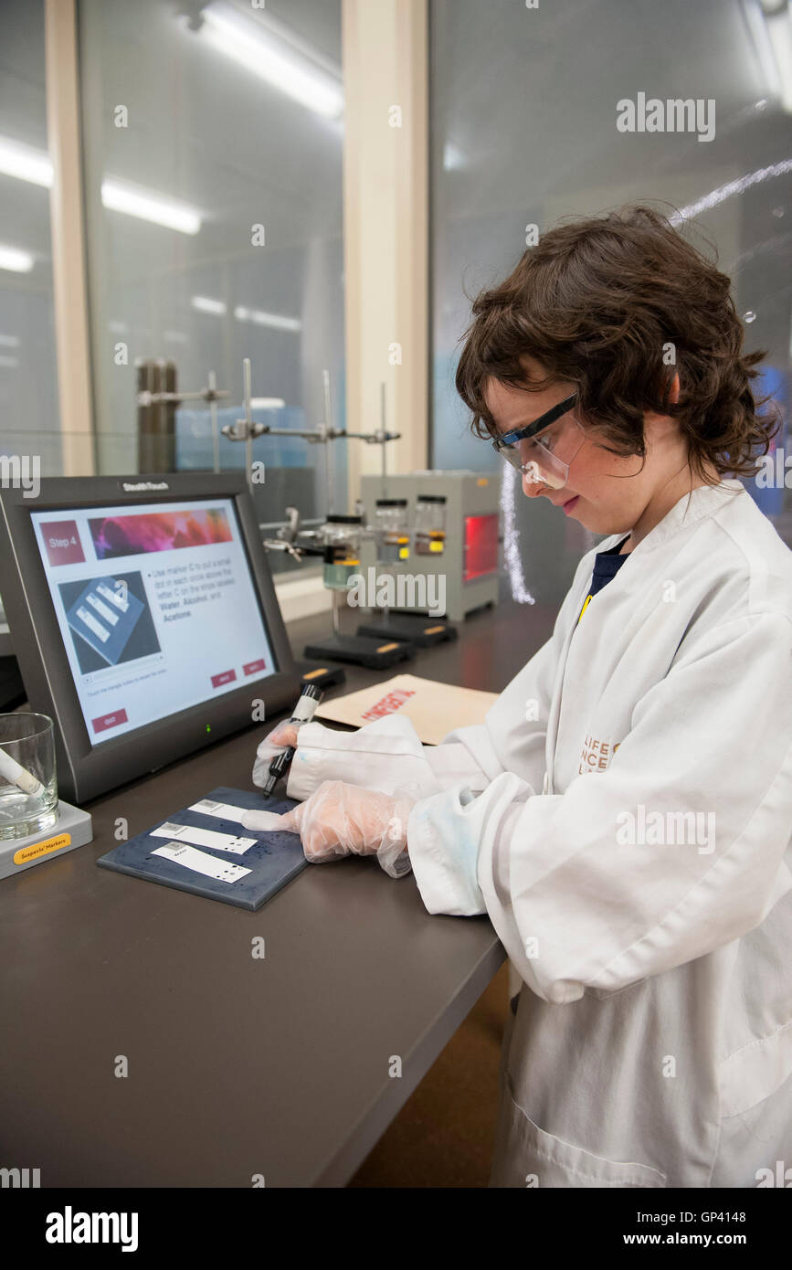 Safety goggle lab coat hi-res stock photography and images - Alamy