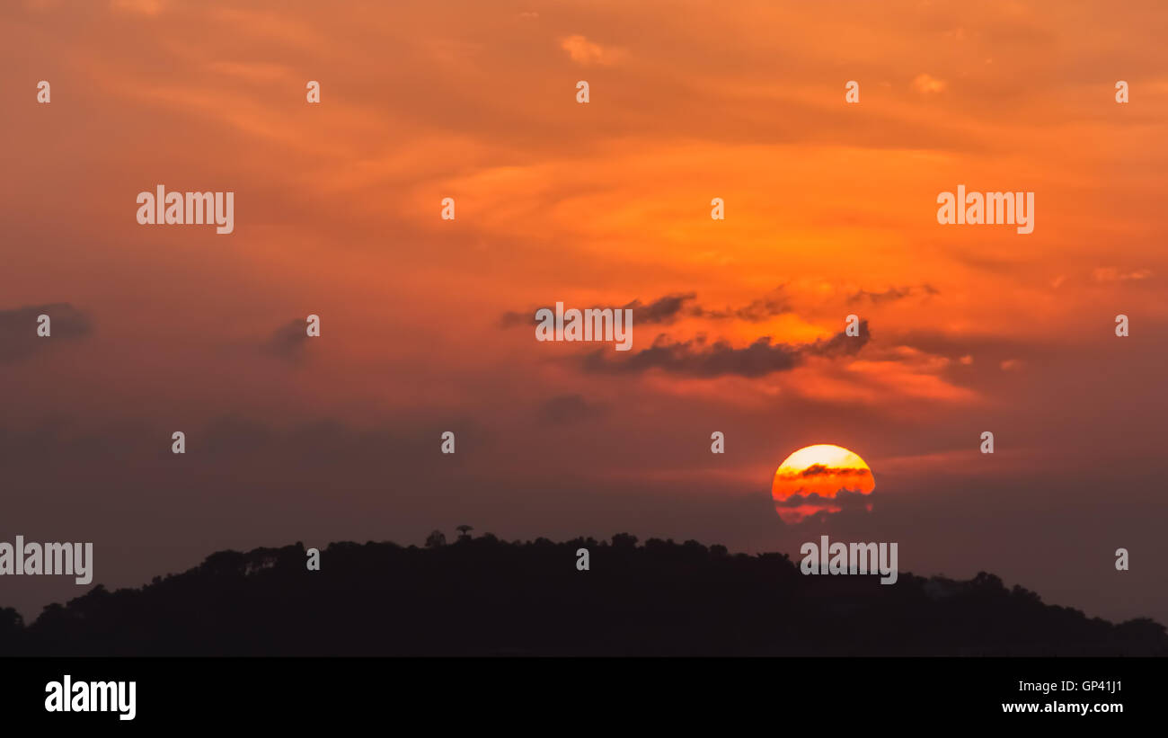 Nimbus Mountain High Resolution Stock Photography and Images - Alamy
