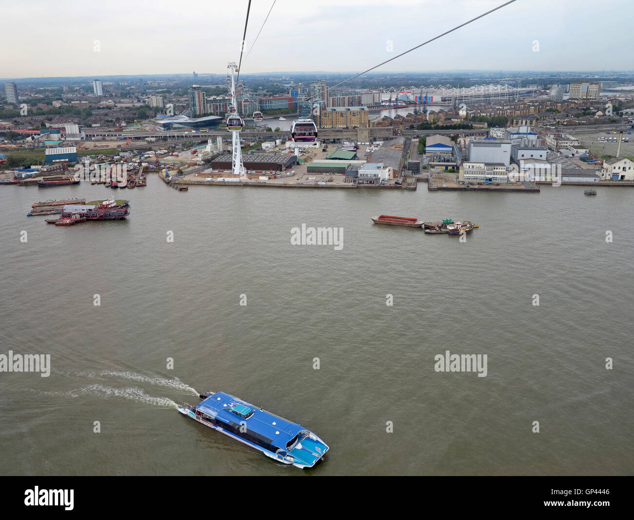 London river trips hi-res stock photography and images - Alamy