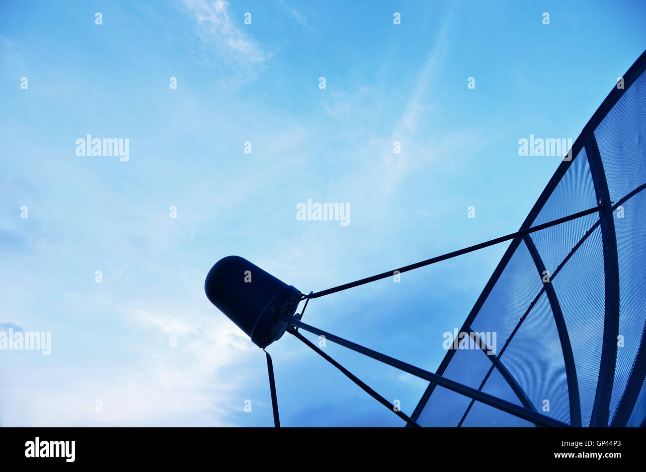 Communications satellite hi-res stock photography and images - Alamy