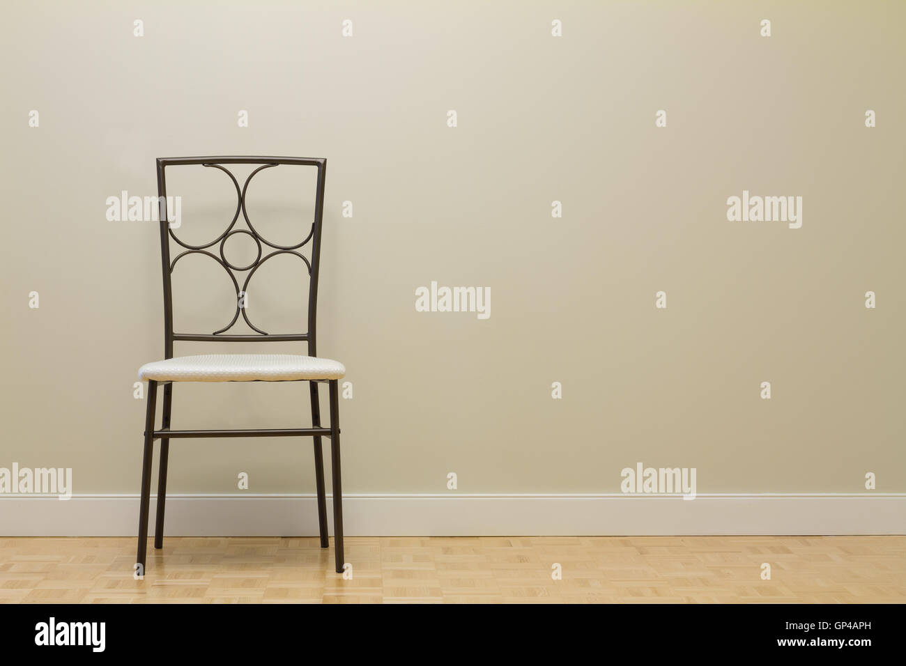 Old fashioned meeting room hi-res stock photography and images - Alamy