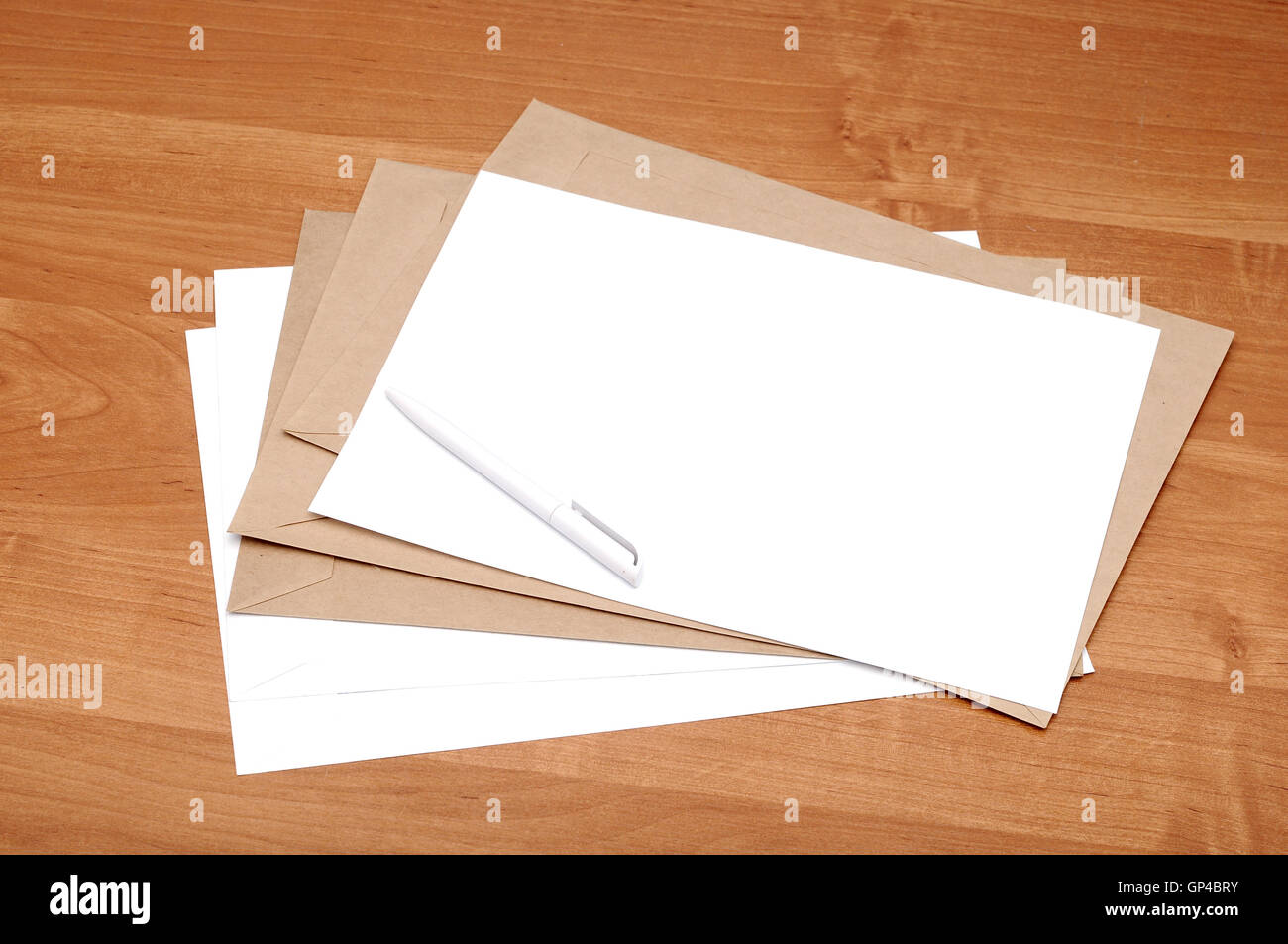 New envelopes pile hi-res stock photography and images - Alamy