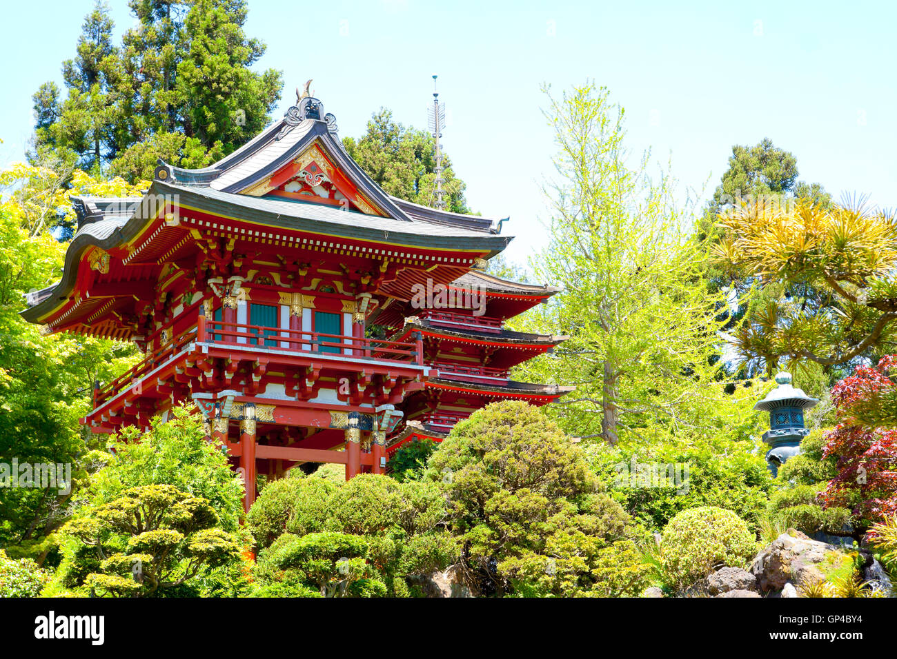 Red Japanese Pagoda Stock Photo - Alamy