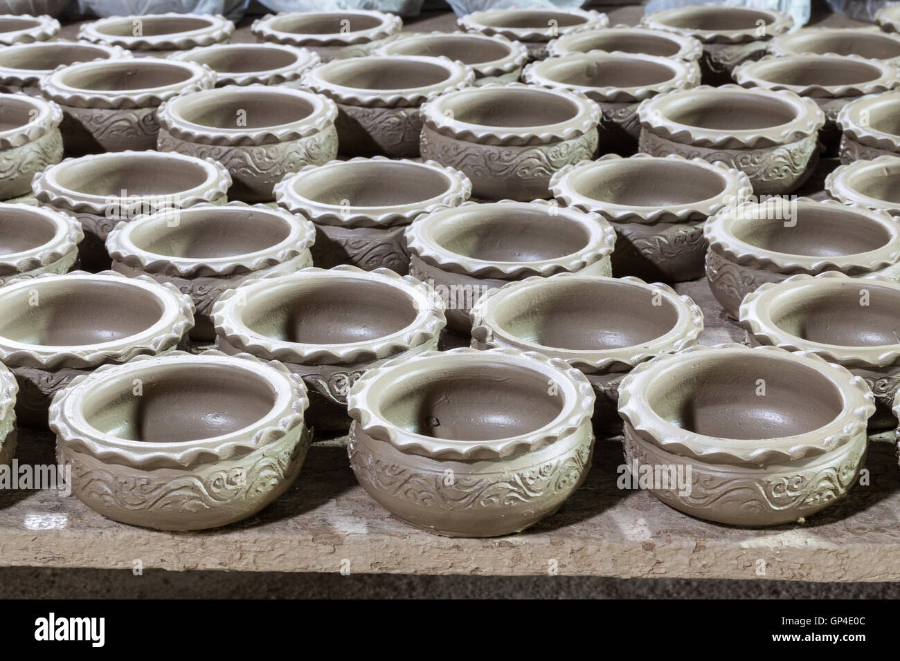 Indian sculpture vase hi-res stock photography and images - Alamy