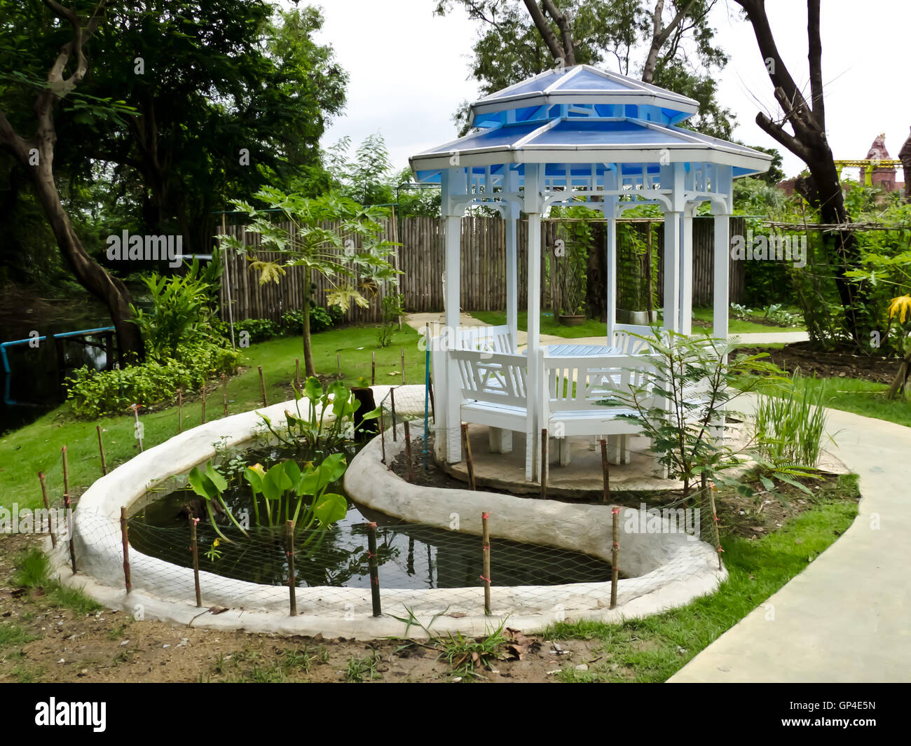 garden park scene Stock Photo - Alamy