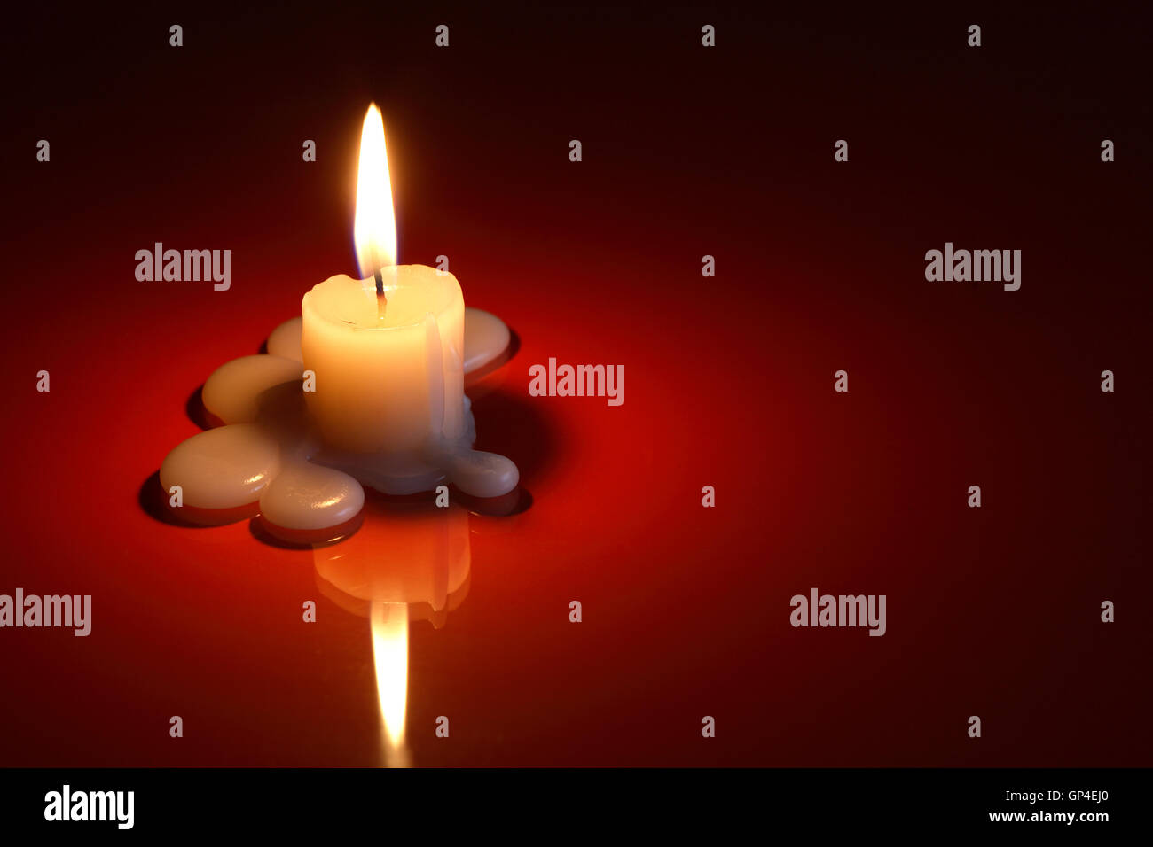 Candle scene hi-res stock photography and images - Alamy