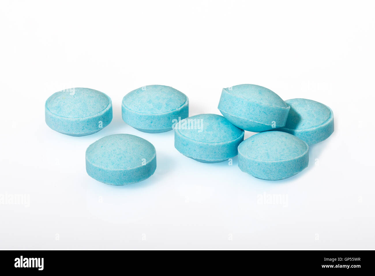 Blue vitamin pills High Resolution Stock Photography and Images - Alamy